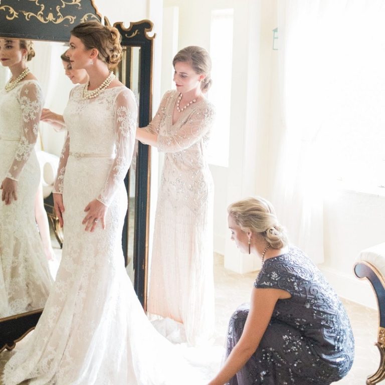 How to Bustle a Prom Dress: A Comprehensive Guide - Dress Code